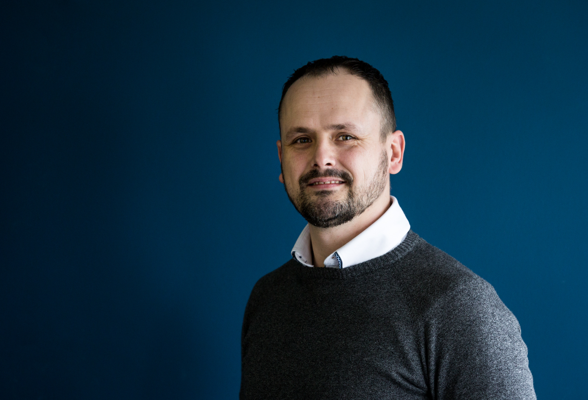 Neil Morley-1 - Move Revolution