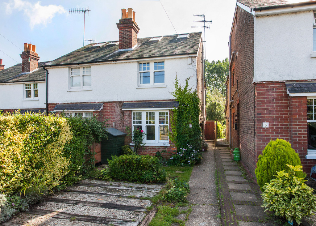 New Cottages, New Cottages, Reigate - 10797 - Move Revolution