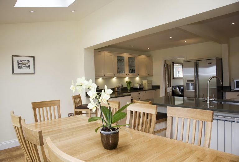 Open plan living: how to use the space effectively and choose the right ...