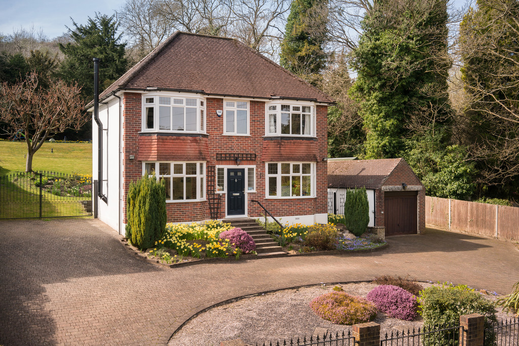 Church Road, Whyteleafe - 11907 - Move Revolution