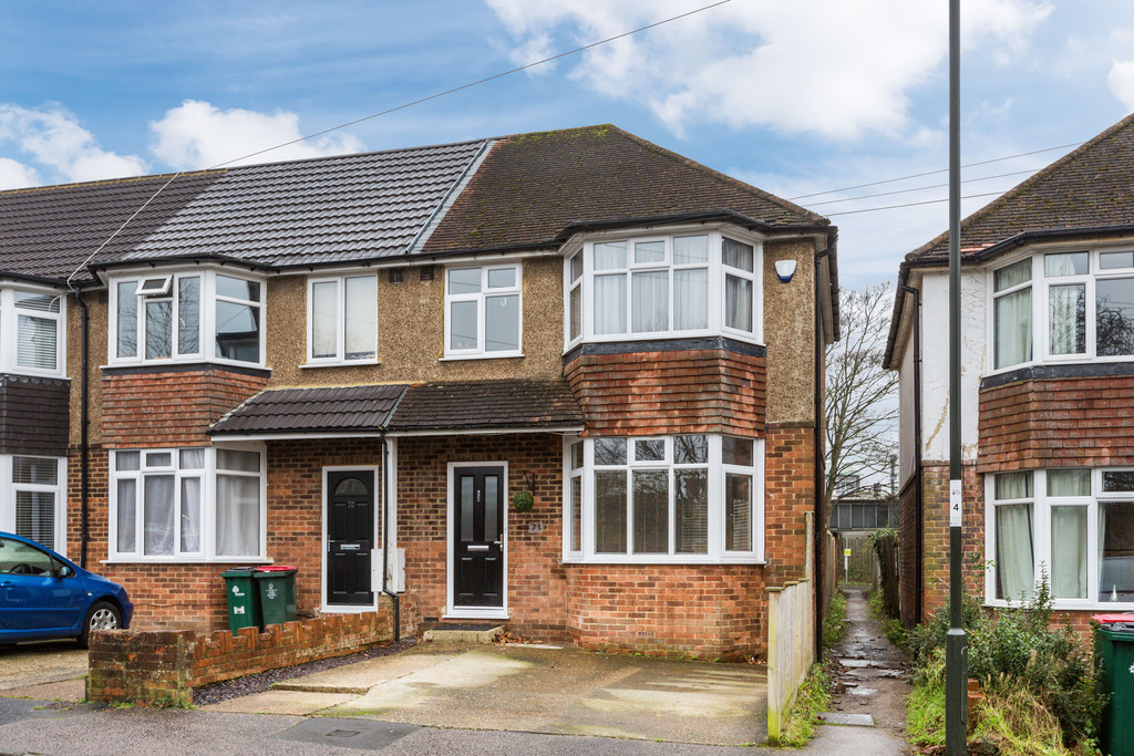 Northgate Road, Crawley - 15396 - Move Revolution