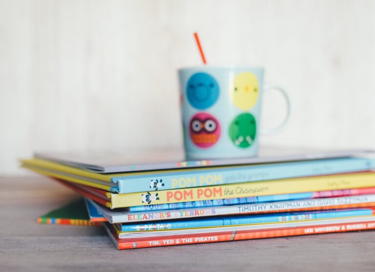 childrens-books-1246675_1920 - Move Revolution
