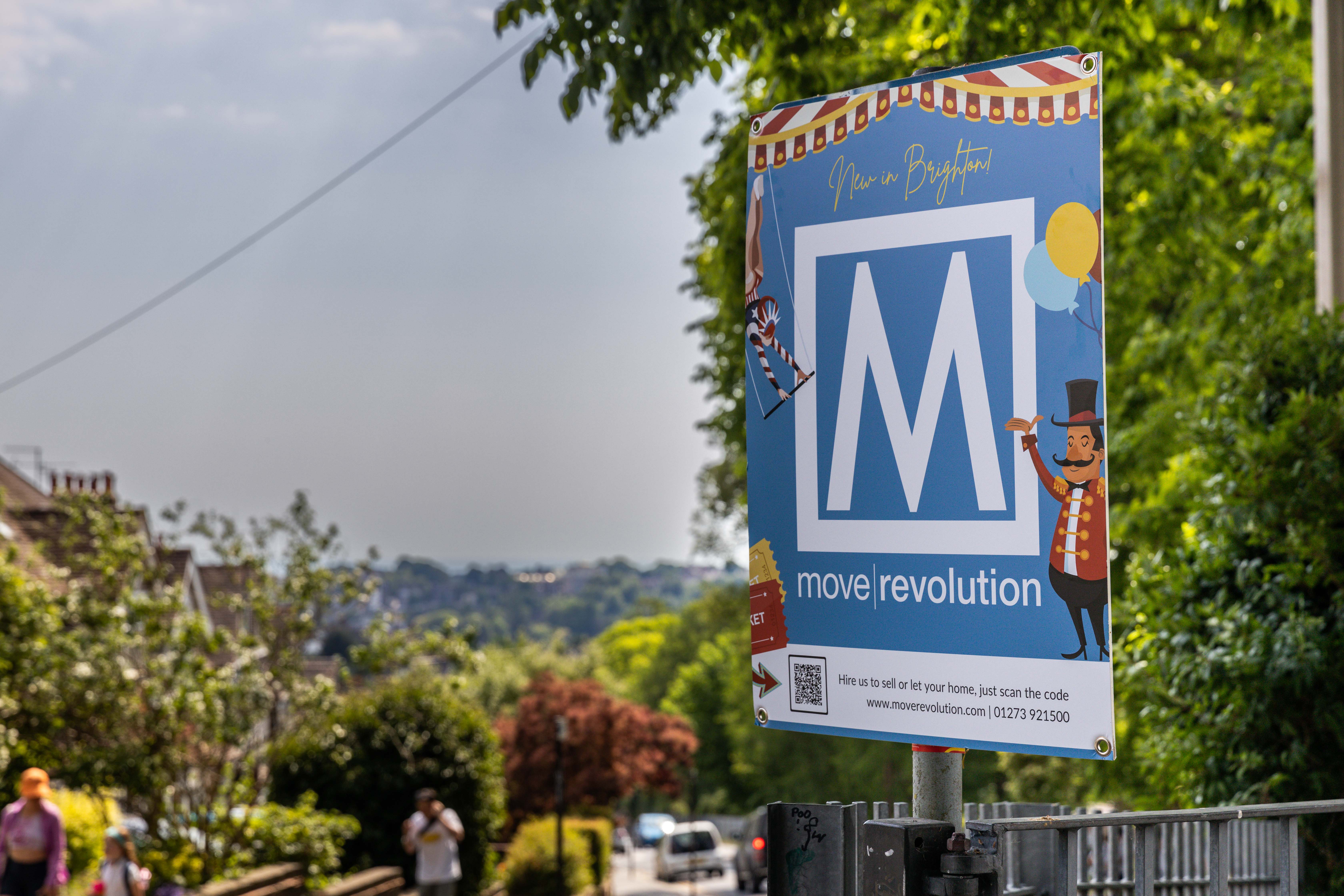 Brighton Circus 2023-5 - Move Revolution